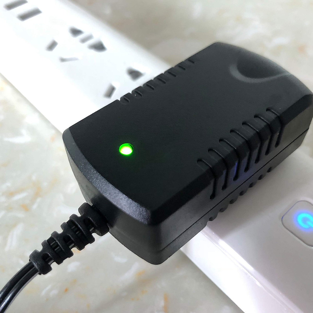 6V Charger with Square-Type Plug for 6Volt Battery, 7V800ma for 6V Child Ride On Car Rollplay Kid Trax Disney Frozen White Toddler Wildfire Quad