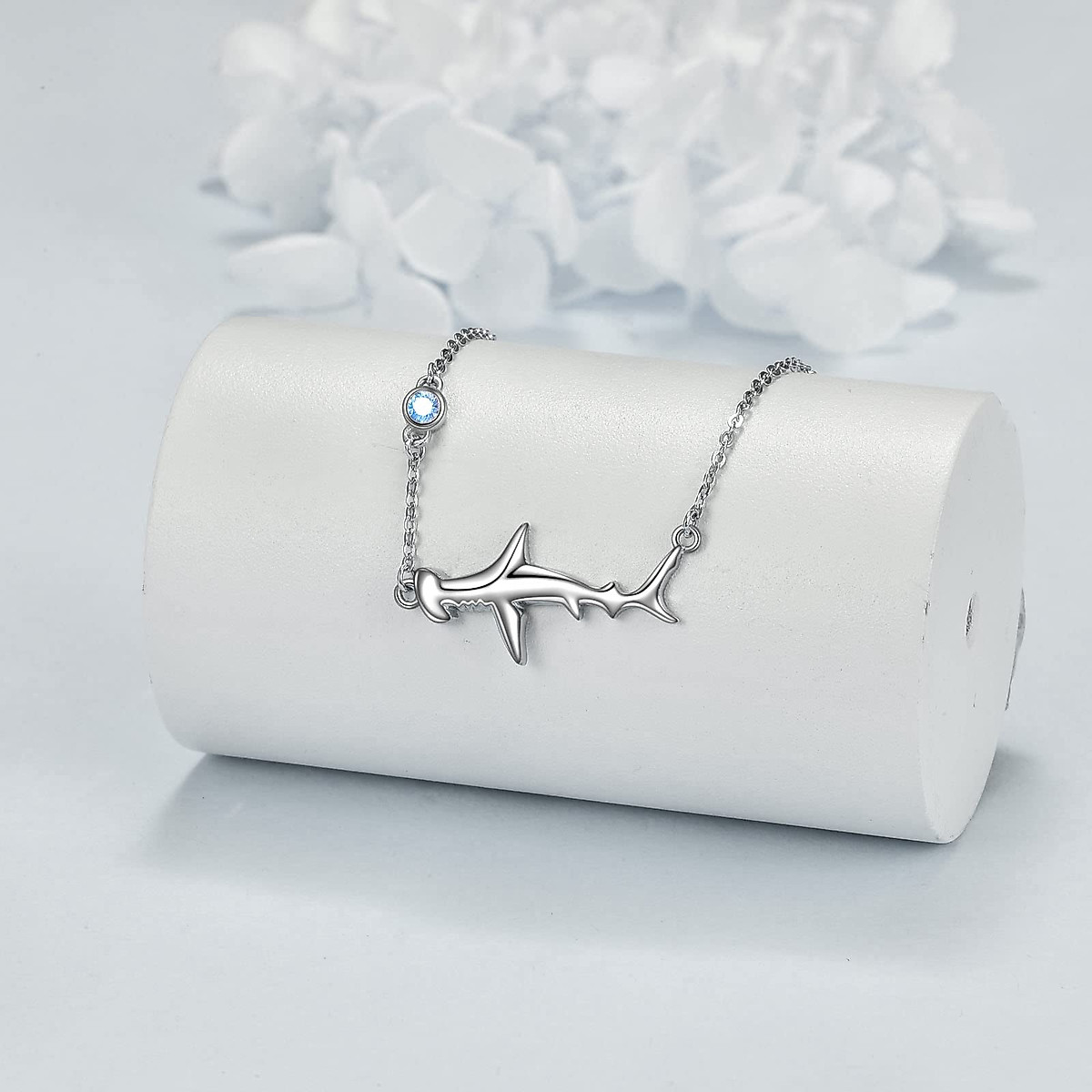 YAFEINI Hammerhead Shark Necklace Sterling Silver Pendant Shark Jewelry Gifts for Diver Women