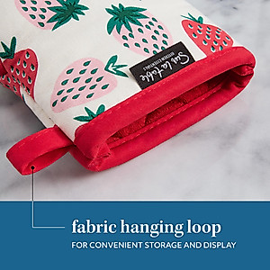 SUR LA TABLE Kitchen Essentials Quirky Strawberries Fruit Mini Oven Mitt 2-Pack Set, Heat Resistant, 100% Cotton, Flexible Non-Slip Silicone Grip, Pink/Green/Cream, 5.5"x8"