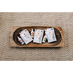 Oyin Handmade Juices & Berries hydrating herbal leave-in 1-liter eco-friendly refill pouch