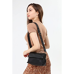Women Fabric Nylon Crossbody Bag Ladies Travel Handbag (Black)
