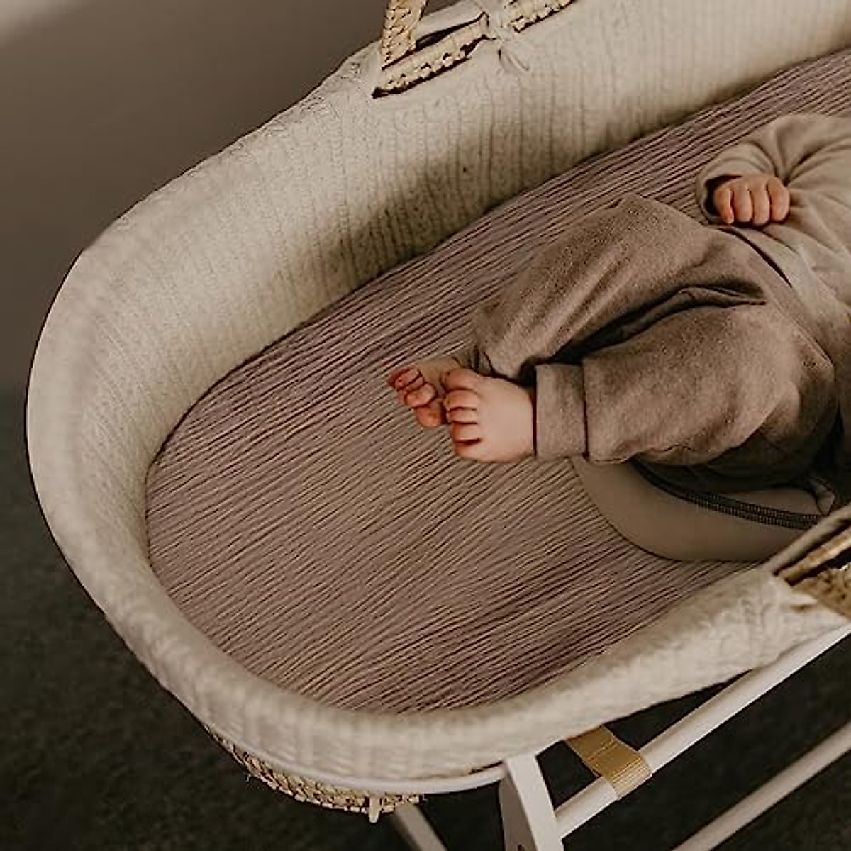 lulumoon Muslin Bassinet Sheets Fitted - Universal Cotton Baby Sheets for Rectangle, Hourglass or Oval Bassinet Mattress (Sand & Cream)