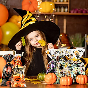 150 Pcs Halloween Cellophane Treat Bags for Kids with Twist Ties, 6 Styles Clear Candy Cookie Bags for Trick or Treat, Goodie bags for Halloween Party Favors Supplies