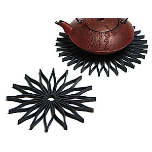 Spice Ratchet Blossom Multi-Use Silicone Trivet, Kiwi Green