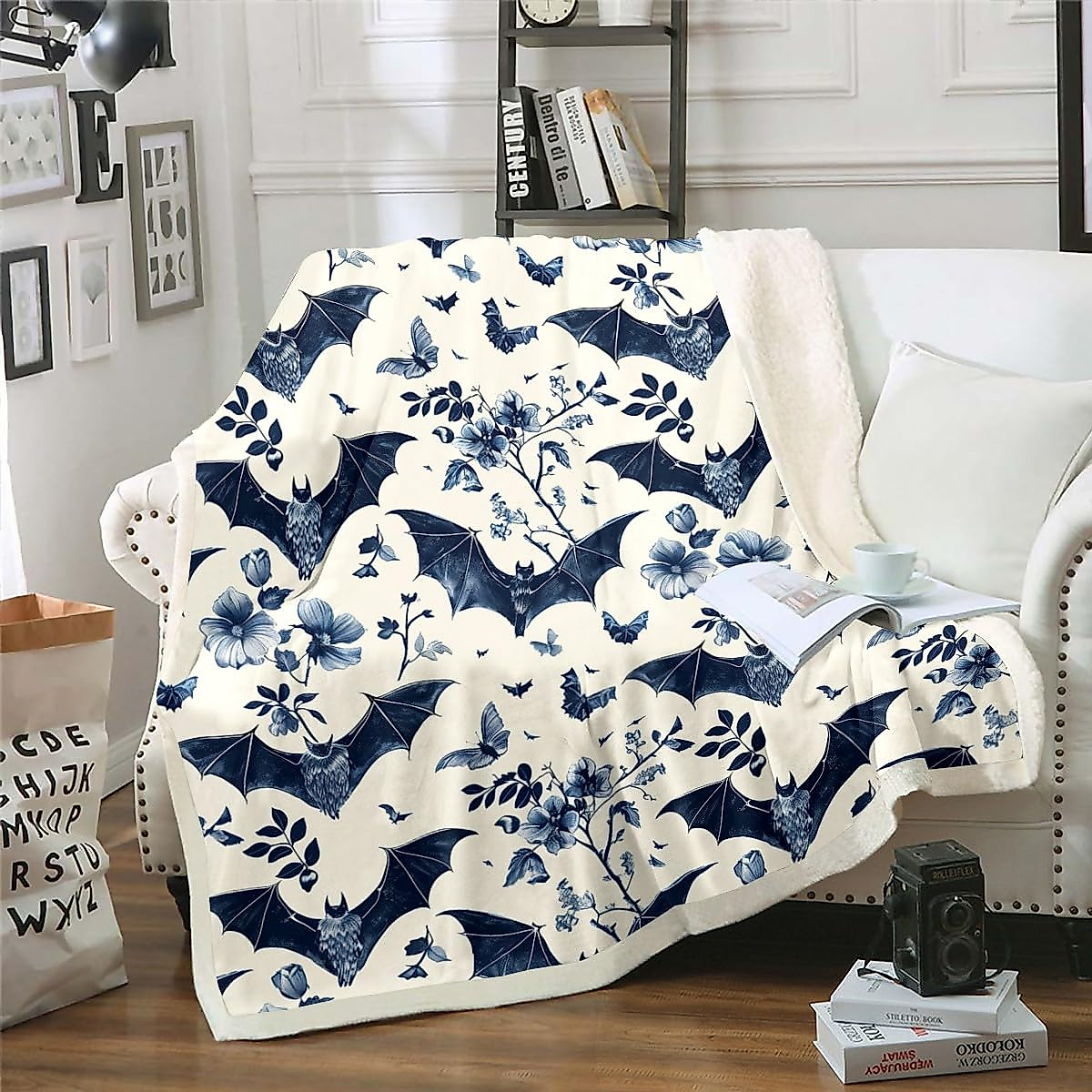 Feelyou Bats Halloween Sherpa Blanket Floral Bat Sherpa Blanket Decoration for Kids Boys Girls Cartoon Gothic Spooky Fuzzy Blanket for Sofa Bed Couch Halloween,Queen 90x90 Inches