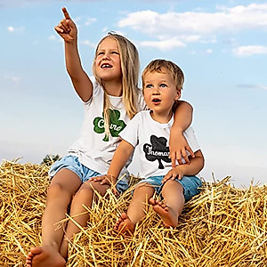 Personalized Name Shamrock Iron On Decal, Shamrock Name, Heat Transfer, Tshirt Decal, Applique, St. Patrick's Day Decal, Iron On Patch, DIY (Green Glitter)