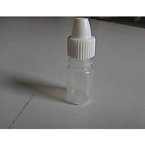 50 Pcs Empty Plastic Squeezable Dropper Bottle with Plug Refillable Portable Eye Liquid Container with Screw Cap (5 ml)