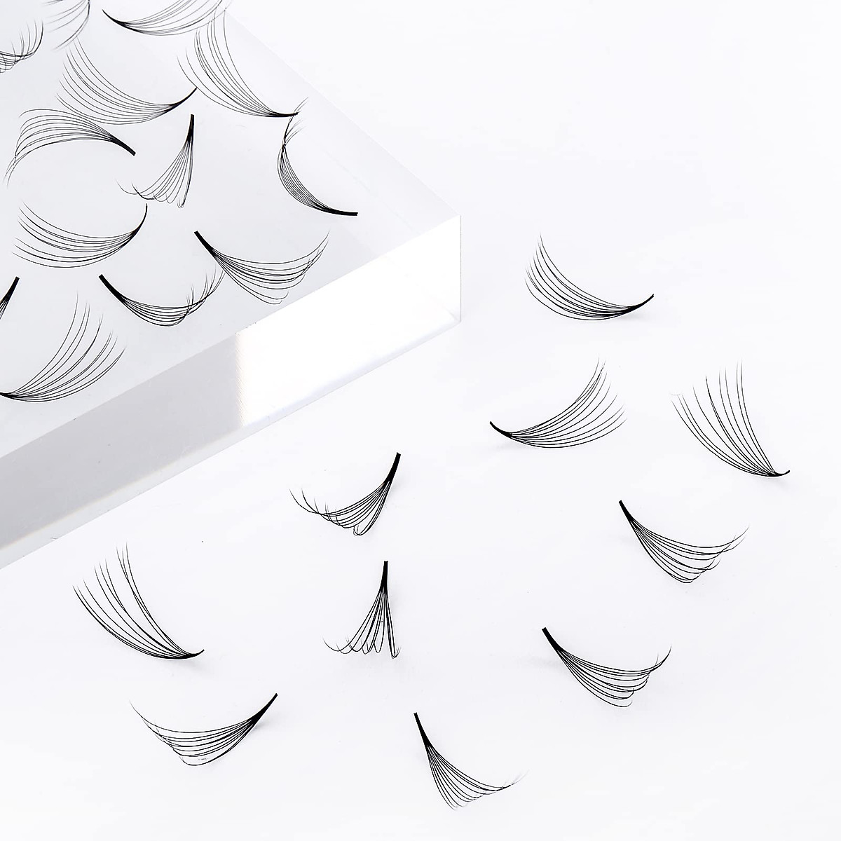 1000 Mixed Volume Eyelash Extensions Tray - 10D Premade Fans, D Curl Lash Fans, Pointed Handmade Loose Thin Base Fans (10D-0.07D, 9-16mm)