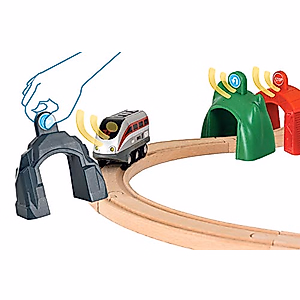 BRIO World - 33873 Smart Tech Engine Set with Action Tunnels | 17 Piece Train Toy with Accessories and Wooden Tracks for Kids Age 3 and Up