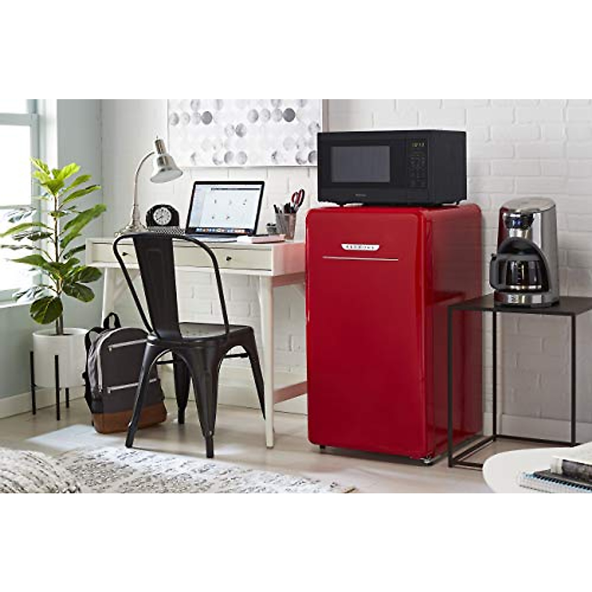 Kenmore 70929 0.9 cu. ft Small Compact 900 Watts 10 Power Settings, 12 Heating Presets, Removable Turntable, ADA Compliant Countertop Microwave, Black