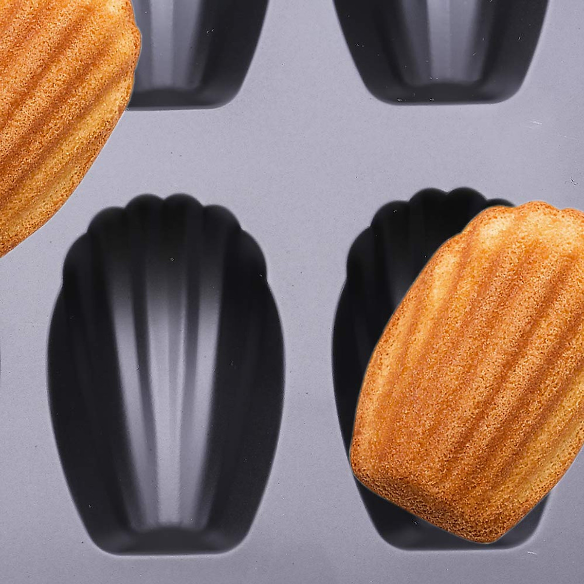 YumAssist 2 Pack Nonstick Madeleine Pan, 12-cup Heavy Duty Shell Shape Baking Cake Mold Pan.