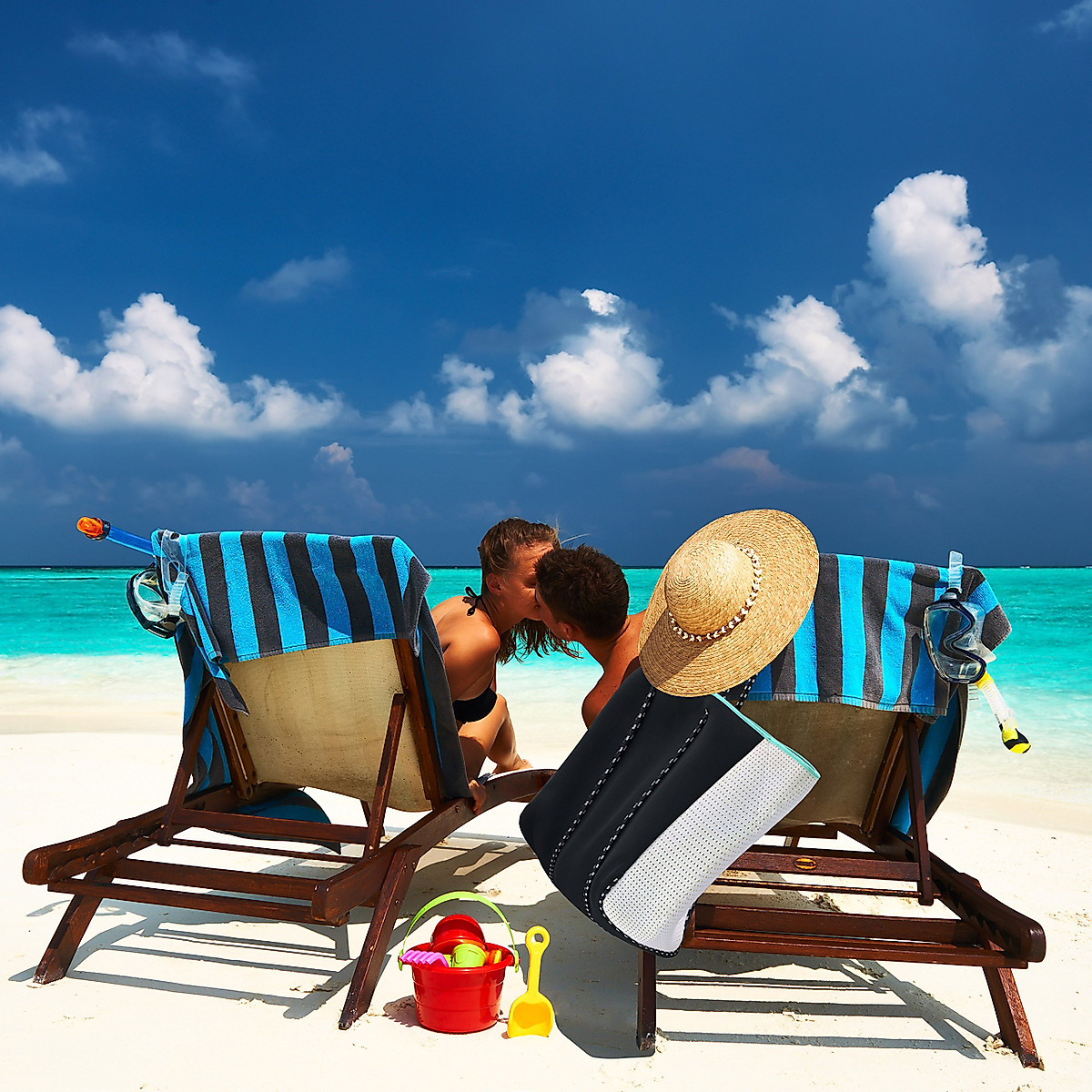 QOGiR Neoprene Multipurpose Beach Bag Tote with Inner Zipper Pocket (Black, X-Large) …