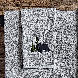 BLACK FOREST DECOR Bear & Pine Tree Fingertip Towel