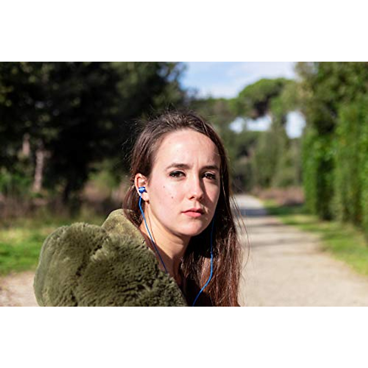 LUDOS Ultra Wired Earbuds in-Ear Headphones, 5 Years Warranty, Earphones with Microphone, Noise Isolating Ear Buds, Memory Foam for iPhone, Samsung, School Students, Kids, Women, Small Ears - Blue