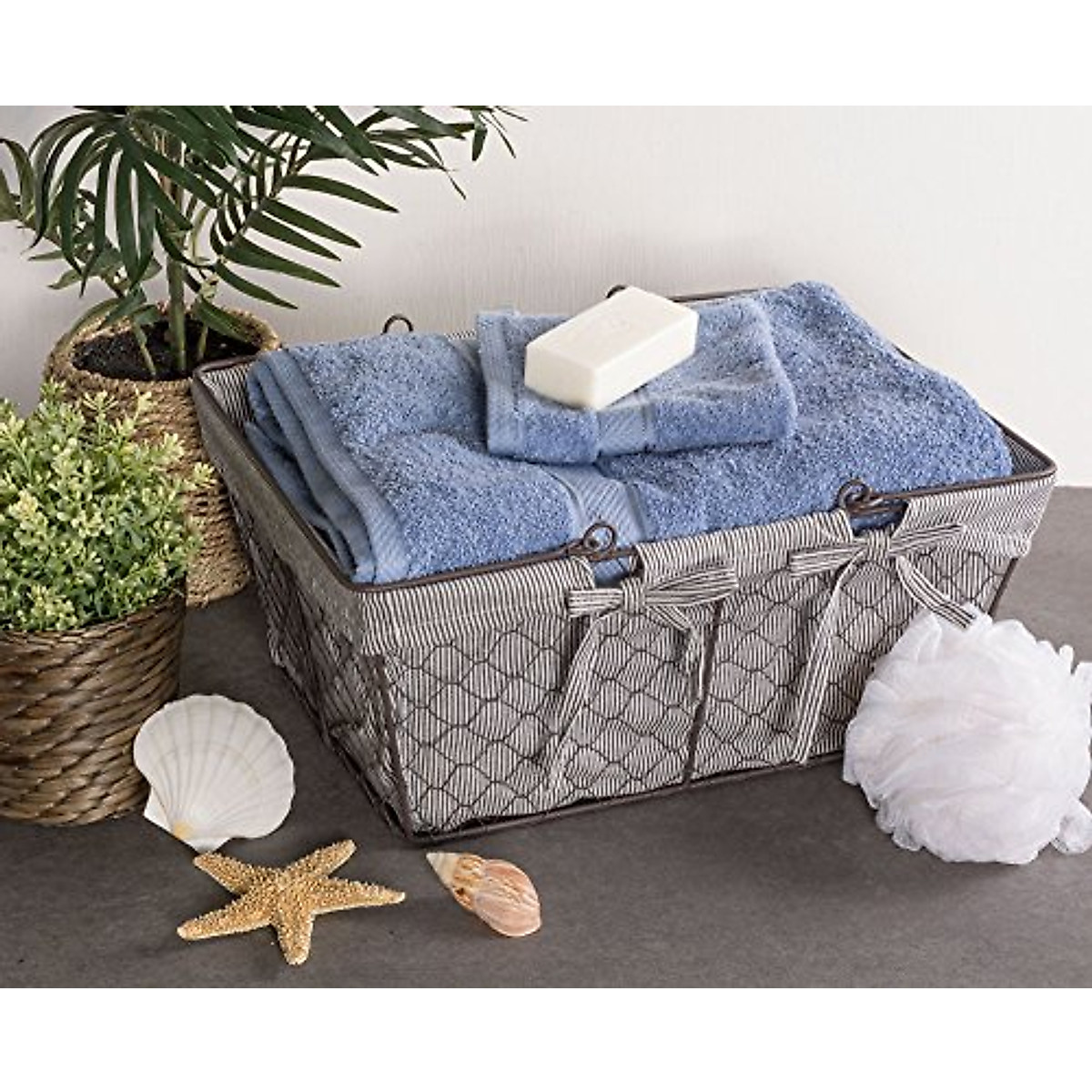 DII Farmhouse Chicken Wire Egg Basket, Storage Baskets with Liner, Stripes, 16x12x7.88"