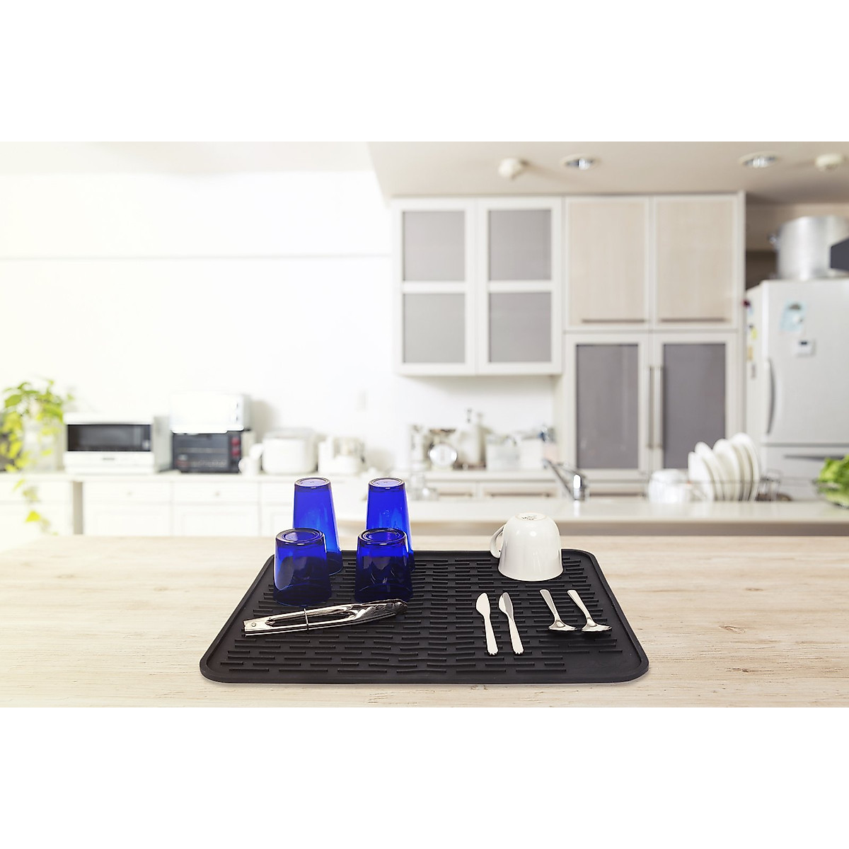 XXL Silicone Dish Drying Mat for Kitchen Counter or Under Sink, 24" x 18" Extra Large, Waterproof Pet Feeding Mat, Dog Food, Water Bowls, Under Drying Racks for Dishes, Coffee Bars, Bar Mats (Black)