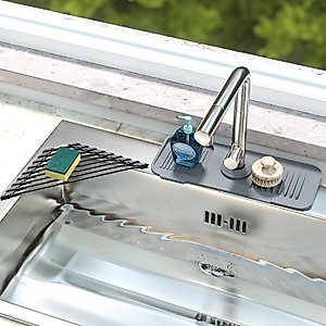 Silicone Faucet Splash Guard and Small Triangle Roll-Up Dish Drying Rack with Silicone Coating, Multifunctional Kitchen Drain Storage Tool