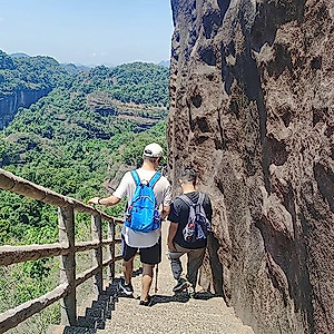 YZAOLL 20L Lightweight Packable Hiking Backpack,Small Hiking Backpack Day Pack for Women Men Travel Camping Vacation,Black