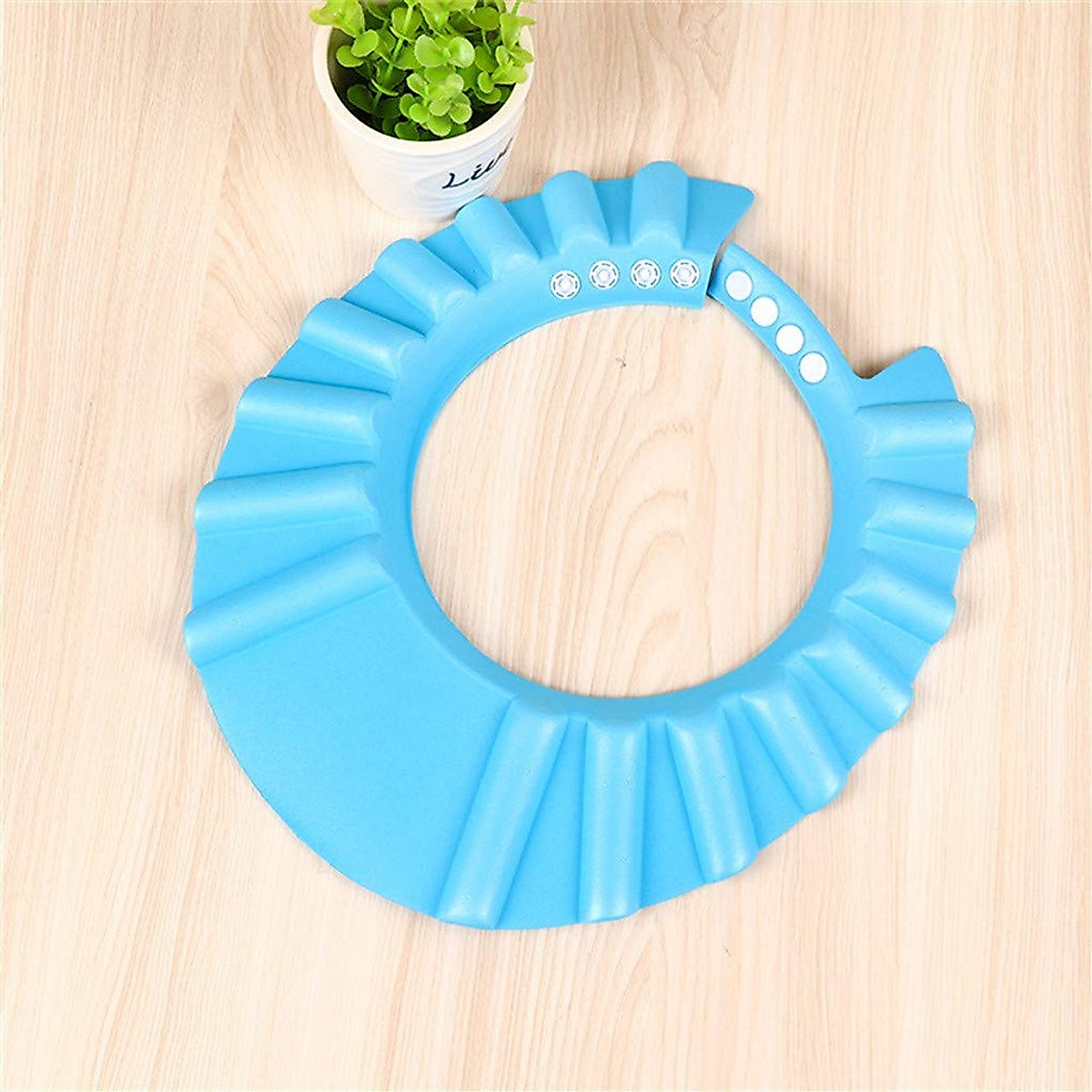 RDFGAWTCS Baby Shower Cap Silicone Bathing Hat, Adjustable Shower Cap Infants Soft Protection Hat Safety Visor Cap Hat for Toddler Kids (Blue)