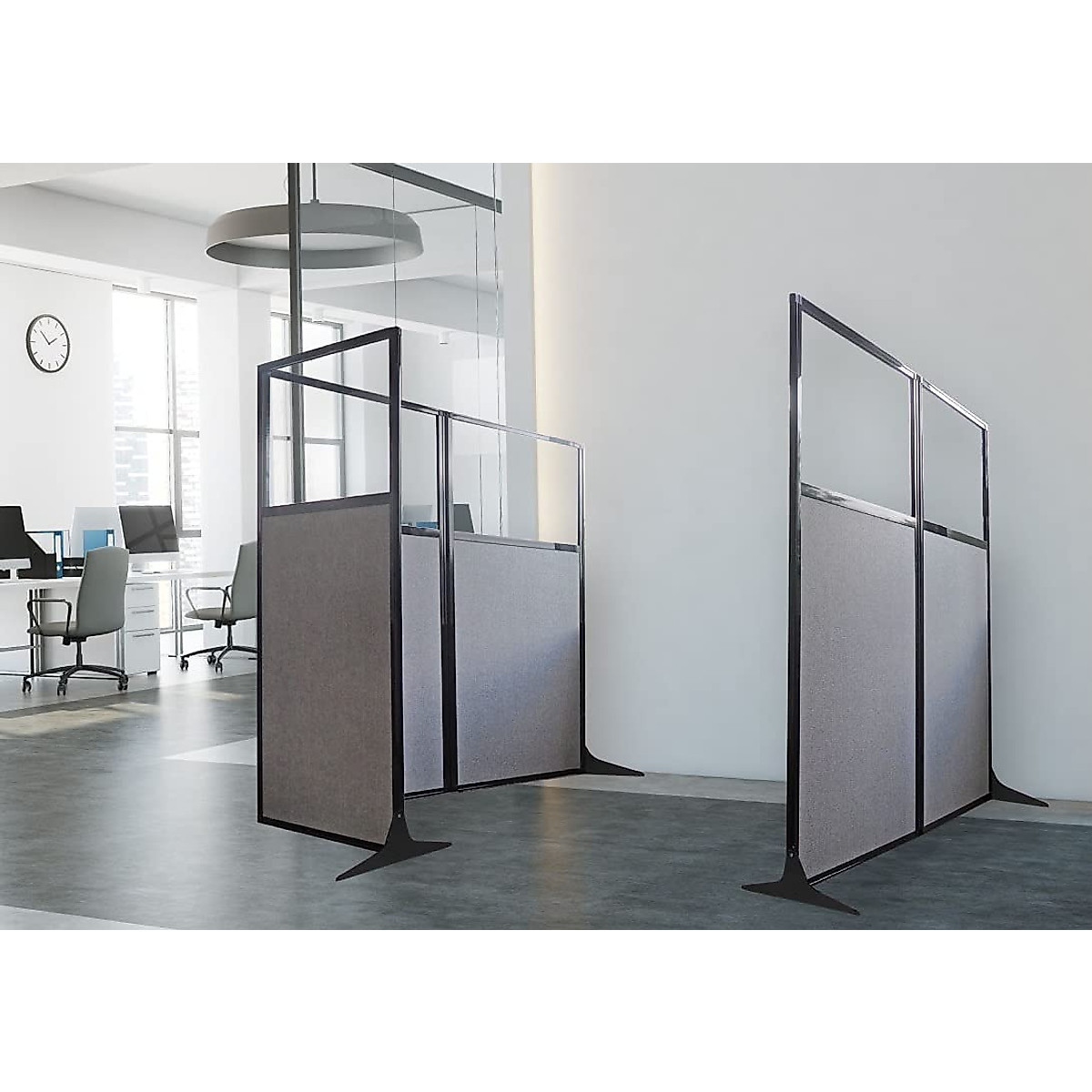 Versare Workstation Partition | Portable Wall Divider | Modern Office Cubicle | Free Standing Privacy Screen | Flexible Work Space | 66" x 70" W/Window, Cloud Gray Fabric Panels