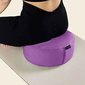 Retrospec Sedona Zafu Meditation Cushion Filled w/Buckwheat Hulls - Yoga Pillow for Meditation Practices - Machine Washable 100% Cotton Cover & Durable Carry Handle; Round, Mulberry