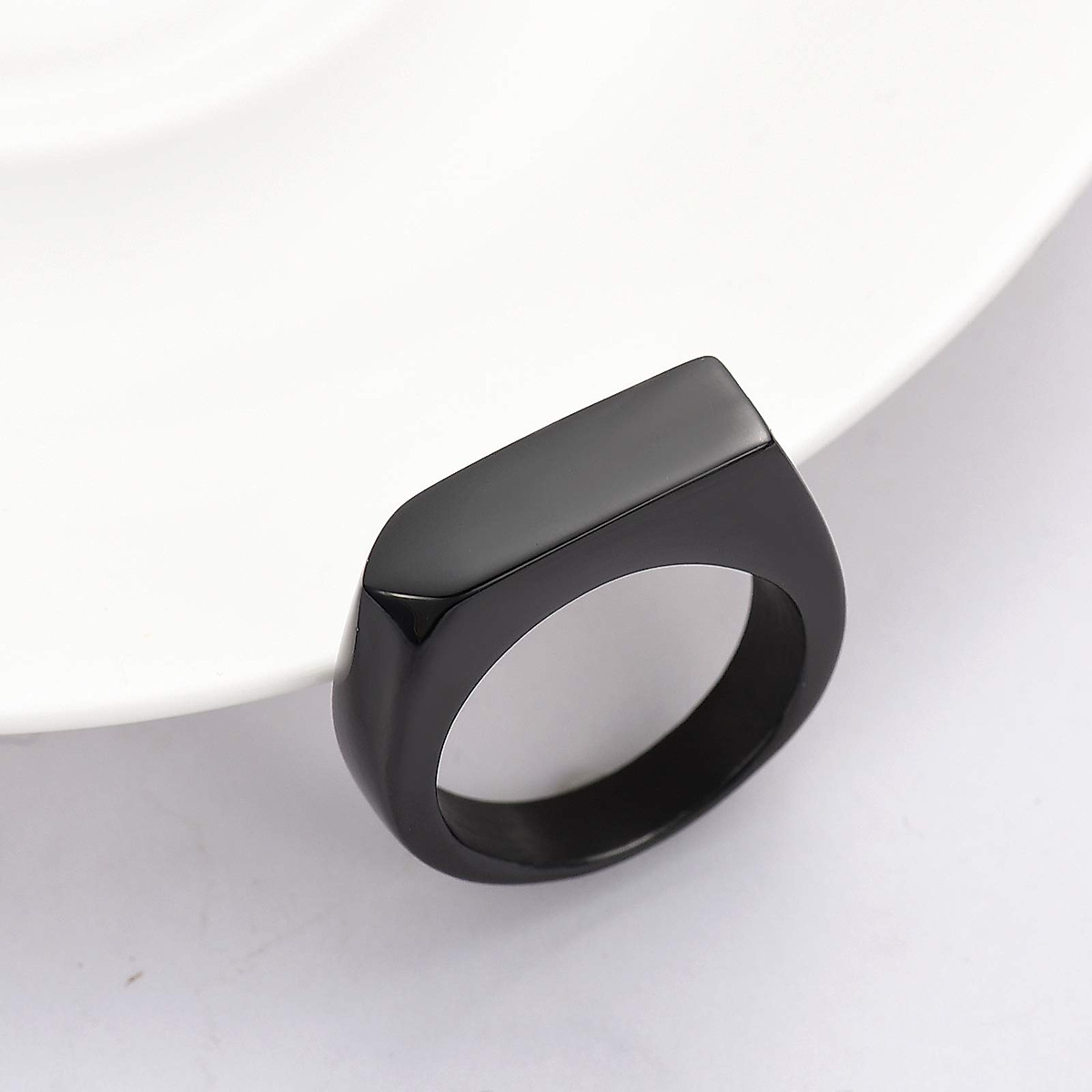XSMZB Cremation Rings for Ashes Simple Square Band Ring Keepsake Arrow Band Finger Ring Holder Ashes for Pet Human Memorial Urn Ring for Men Women (Black,7)