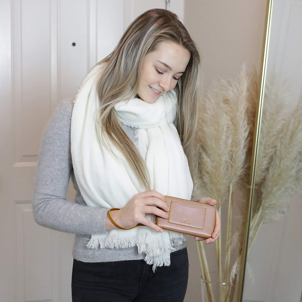 Claasico Women's Slim Wristlet Wallet | RFID Block, 6 Credit Card, Money & Receipt Organizer