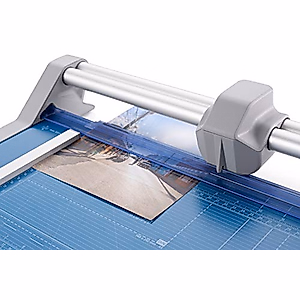 Dahle 552 Professional Rotary Trimmer, 20" Cut Length, 20 Sheet Capacity, Self-Sharpening, Dual Guide Bar, Automatic Clamp, German Engineered Paper Cutter