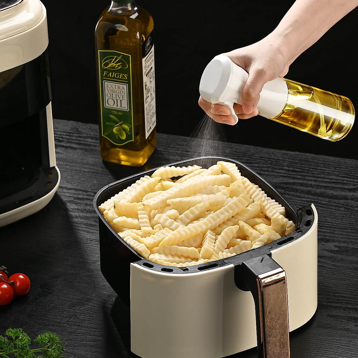 Oil Sprayer for Cooking, 200ml Glass Olive Oil Sprayer Mister, Olive Oil Spray Bottle, Kitchen Gadgets Accessories for Air Fryer, Canola Oil Spritzer, Widely Used for Salad Making, Baking, Frying, BBQ