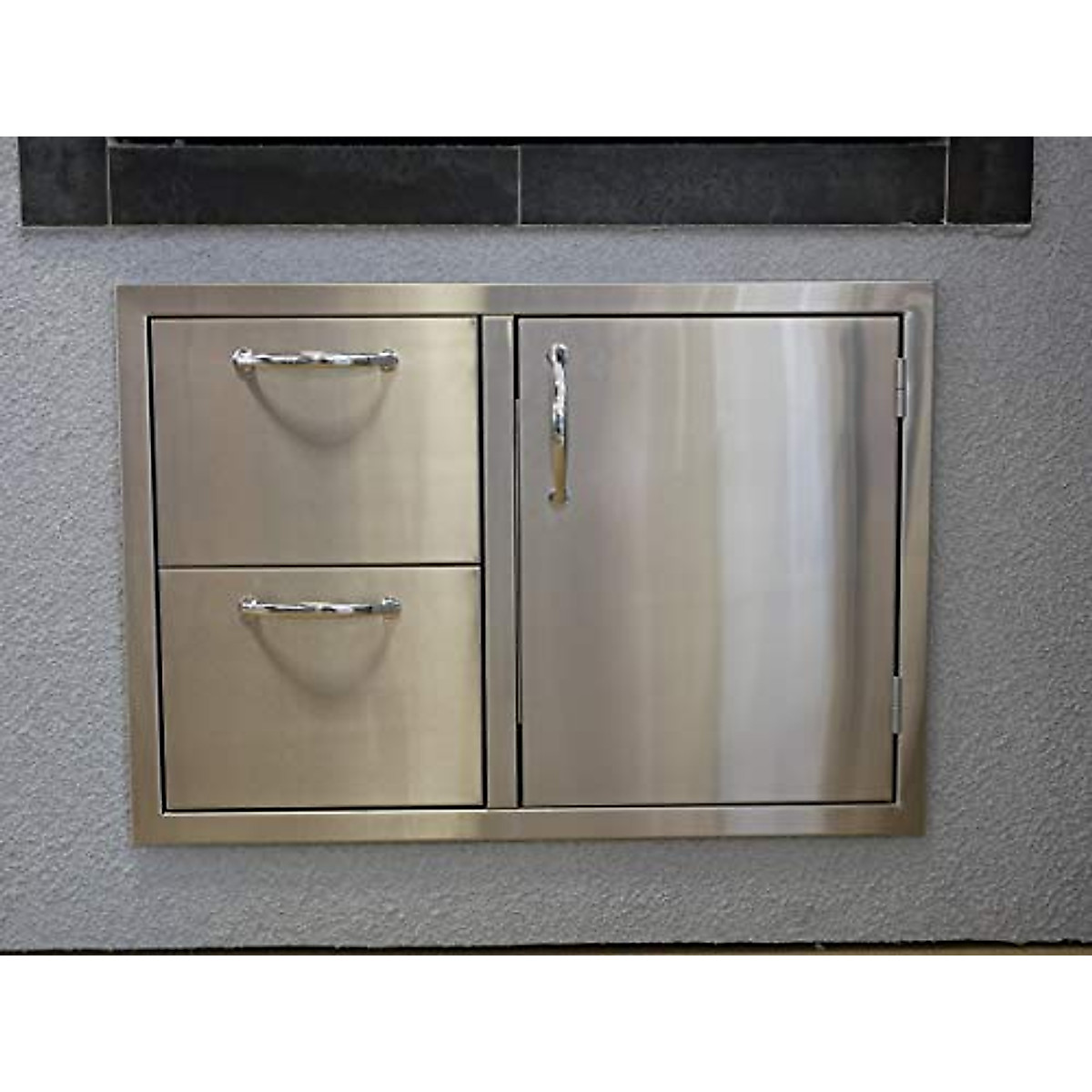 Lion Premium Grills 32" Propane Grill - L75000 - with Made in USA 32" Door/Drawer Combination Package Deal