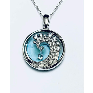 P7934 Ocean Wave 25mm Round Larimar W/3x5 Tear-Drop Emerald Sterling Silver Pendant