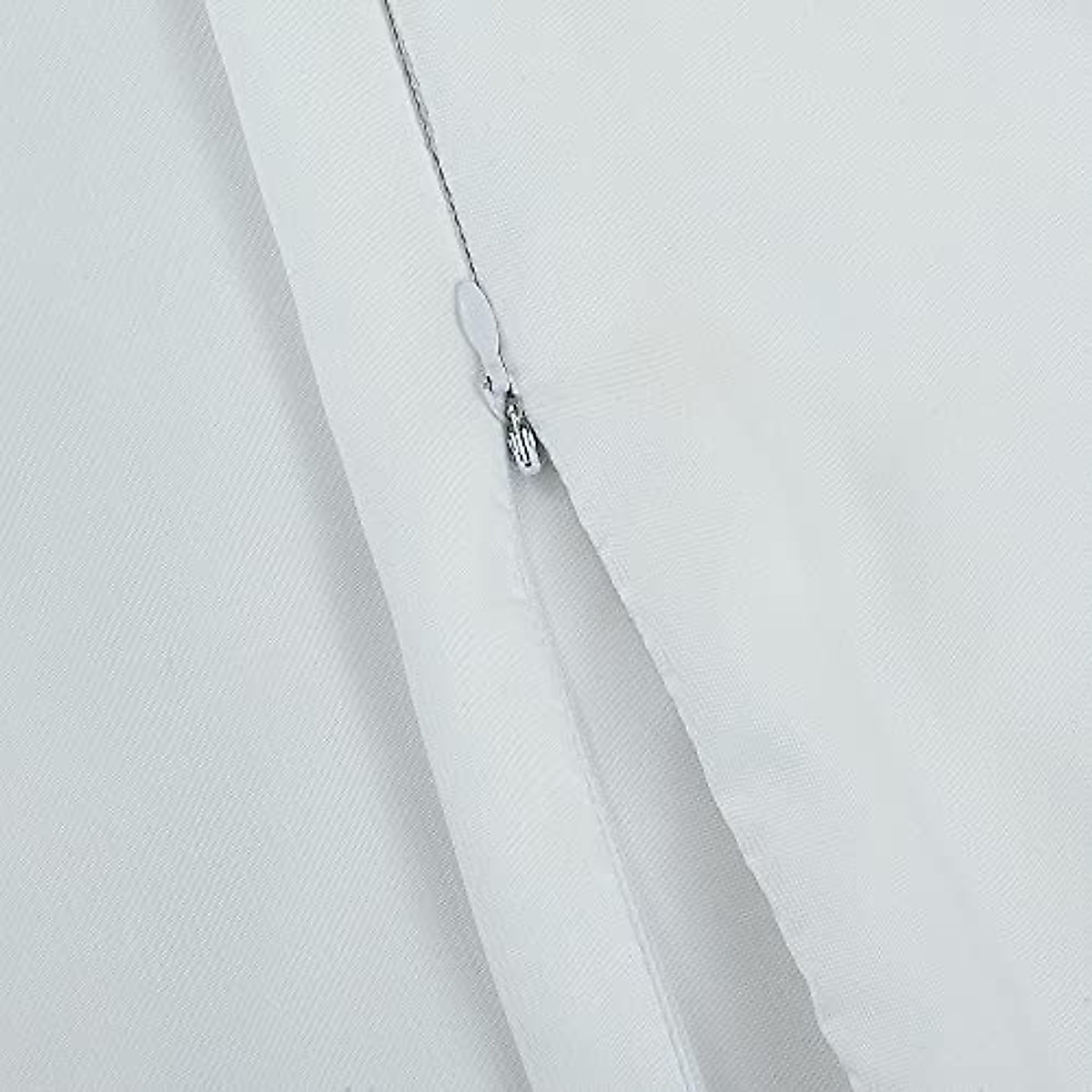 Royale Linens Waterproof Queen Pillow Protector 2 Pack - 20x30 Inches - Pillow Encasement - 100% Microfiber - Zippered Closure - Pillow Case - Smooth & Breathable (Queen, Pack of 2, White)