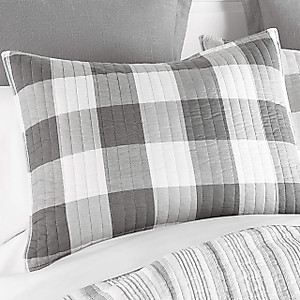 Levtex Home - Camden Quilt Set -Full/Queen Quilt + Two Standard Pillow Shams - Buffalo Check in Grey and Cream - Quilt Size (88 x 92 in.) and Pillow Sham Size (26 x 20 in.)- Reversible Pattern -Cotton