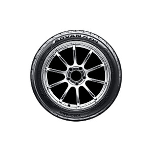 Yokohama Advan Fleva V701 205/55R15 88V