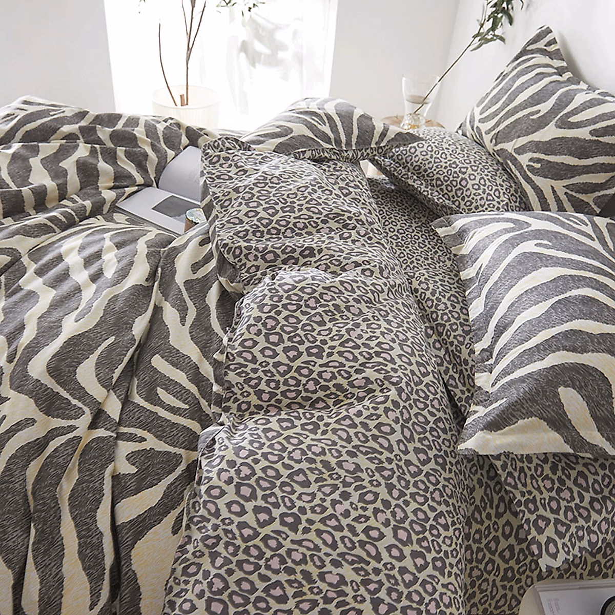 BUniq Duvet Cover 3 Pieces Queen King Full Twin Size with Zipper Closure, 4 Ties(1 Quilt Cover 2 Pillowcases)(Queen,002)