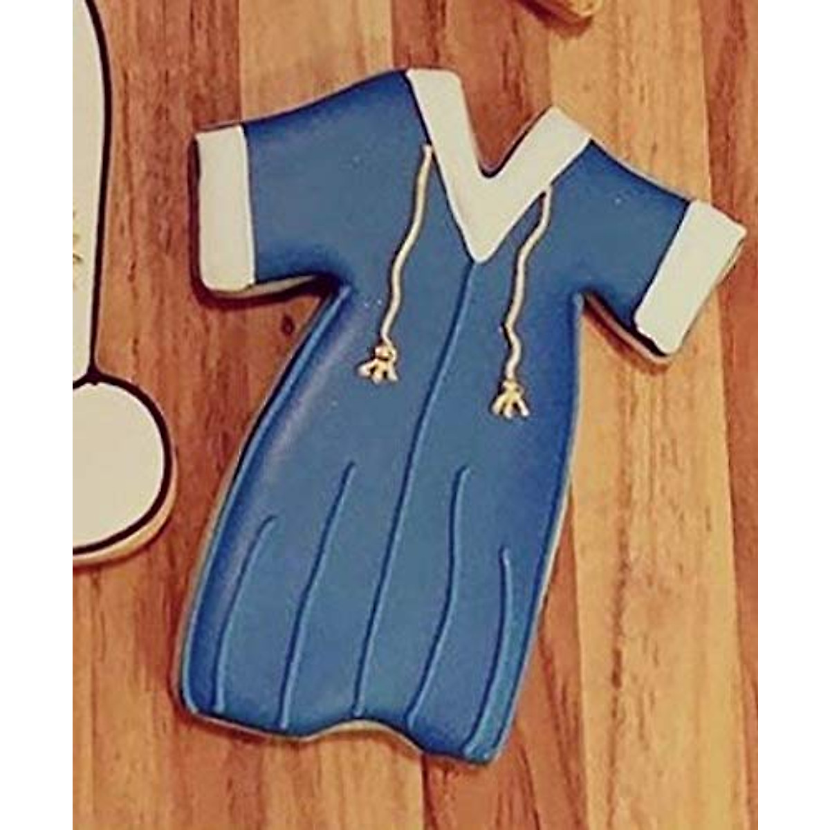 Graduation Gown Cookie Cutter, 4" Made in USA by Ann Clark