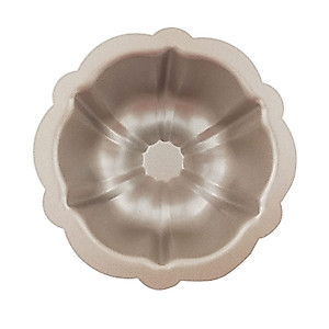 LoveDeal 4 Inch Nonstick Mini Bundt Cake Pan, Set of 4 for Baking, Carbon Steel Fluted Cake Pans, Metal Round Pumpkin Shaped Cake Mould for Cupcake, Muffin, Brownie, Pudding - Gold