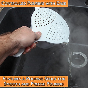 Home-X Microwave Cooking Pot with Strainer Lid - Microwave Steamer for Vegetables with Perforated Lid and Pouring Spout - Convenient, BPA-free Microwave Cookware for Macaroni and Vegetables