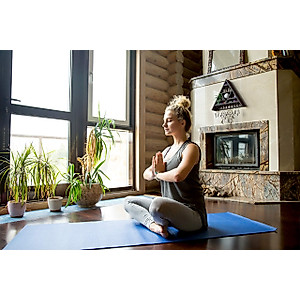 AMERICA EMPIRE Meditation Triangle Shelf for Crystals | Triangle Wall Shelf. Crystal Shelf Display for Stones. Witchy Decor for The Home, Crystal Holder. Crystal Display Shelf | Witchy Home Decor