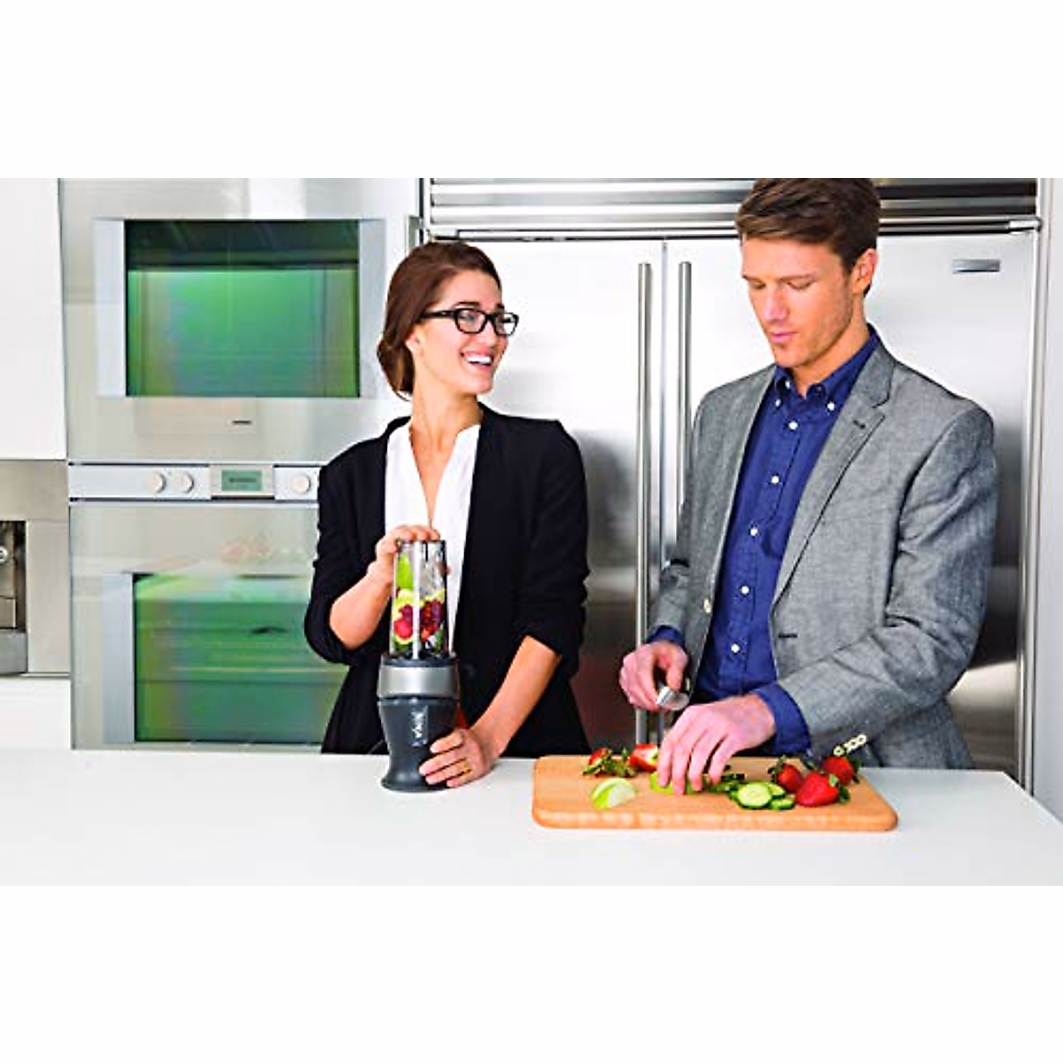 Ninja Personal Blender for Shakes, Smoothies, Food Prep, and Frozen Blending with 700-Watt Base and (2) 16-Ounce Cups with Spout Lids (QB3000SS) (Renewed)