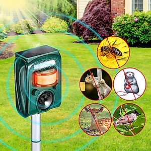 Ultrasonic Animal Repellent Solar Outdoor Animal Repeller Motion Detection with LED Flash Light Alarm Defender Cat Skunk Deer Bird Dog Waterproof ABS Dark Green (4)