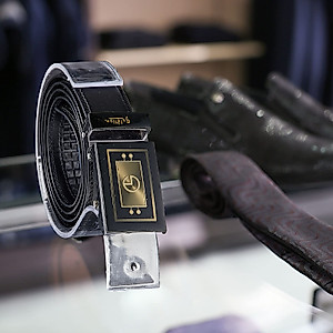 Acrylic Belt Display Stand Acrylic Belt Holder Clear Belt Organizer Belt Display Case Space Saver Case for Men and Women Belt, Store Display or Home Use (10 Pieces)