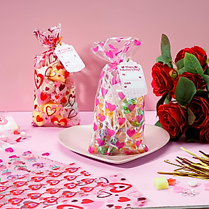 JOYIN 150 Pcs Valentine's Day Cellophane Gift Bag with Gift Tag, Candy Bag with 6 Valentine’s Themed Designs for Kids Party Favor, Classroom Exchange Prizes,Valentine’s Goody Bag