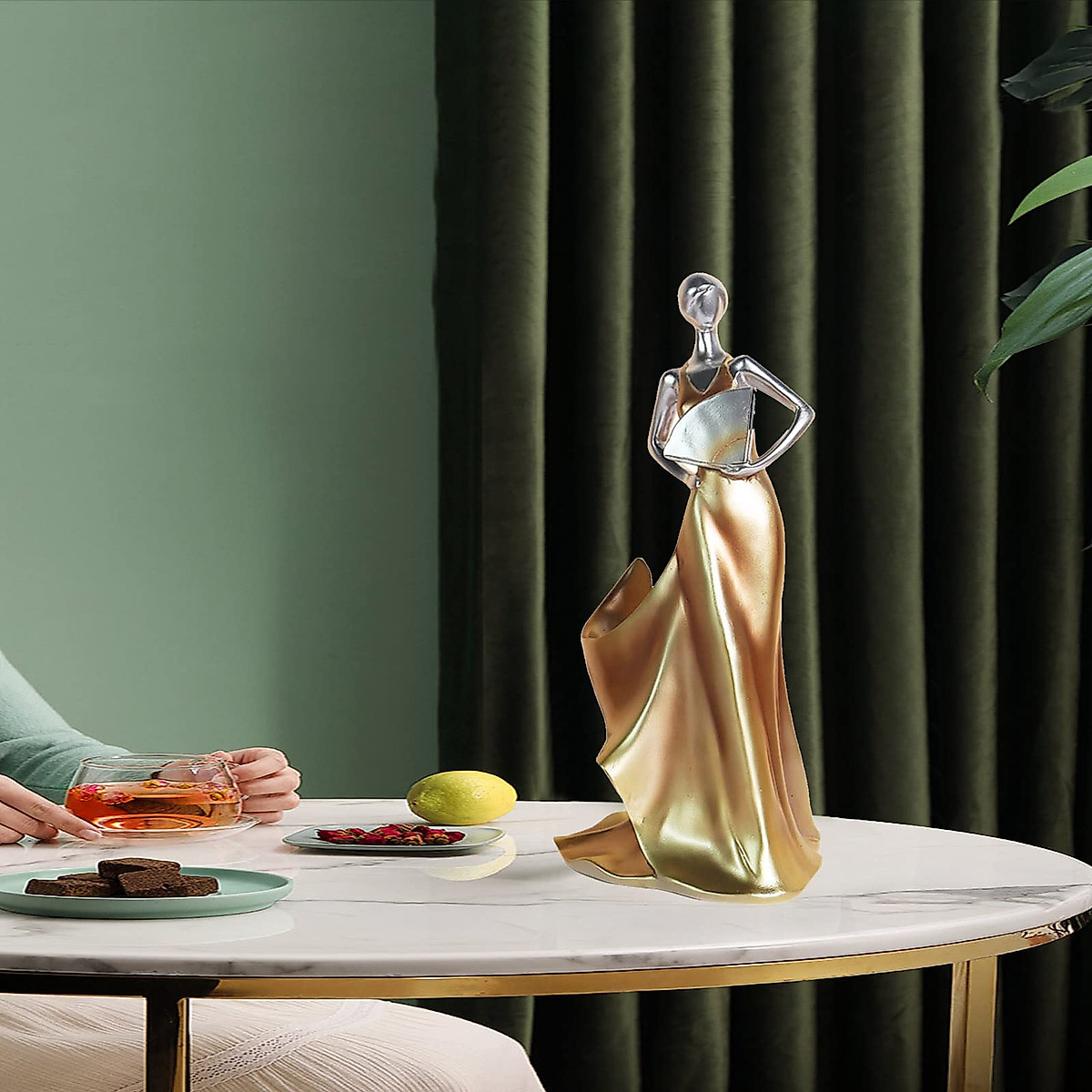 Artpaul Wine Bottle Holder Beauty Lady Statue Wine Bottle Stand Lady Wine Rack Decoration Wine Cork Holder Decor Wine Decor for Kitchen Bar (Golden)