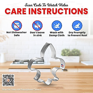 Fleur De Lis Cookie Cutter 4 3/8 in – Made in the USA – Foose Cookie Cutters Tin Plated Steel – Cookie Mold