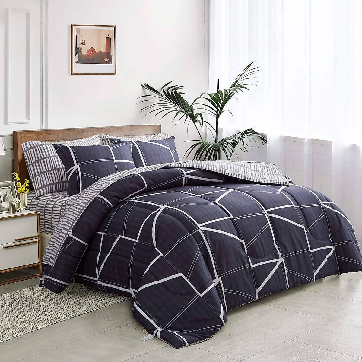 Navy Blue Bed in a Bag 7 Pieces Queen Size All Season Navy White line - Soft Microfiber Reversible Bed Comforter Set (1 Comforter, 2 Pillow Shams, 1 Flat Sheet, 1 Fitted Sheet, 2 Pillowcases)