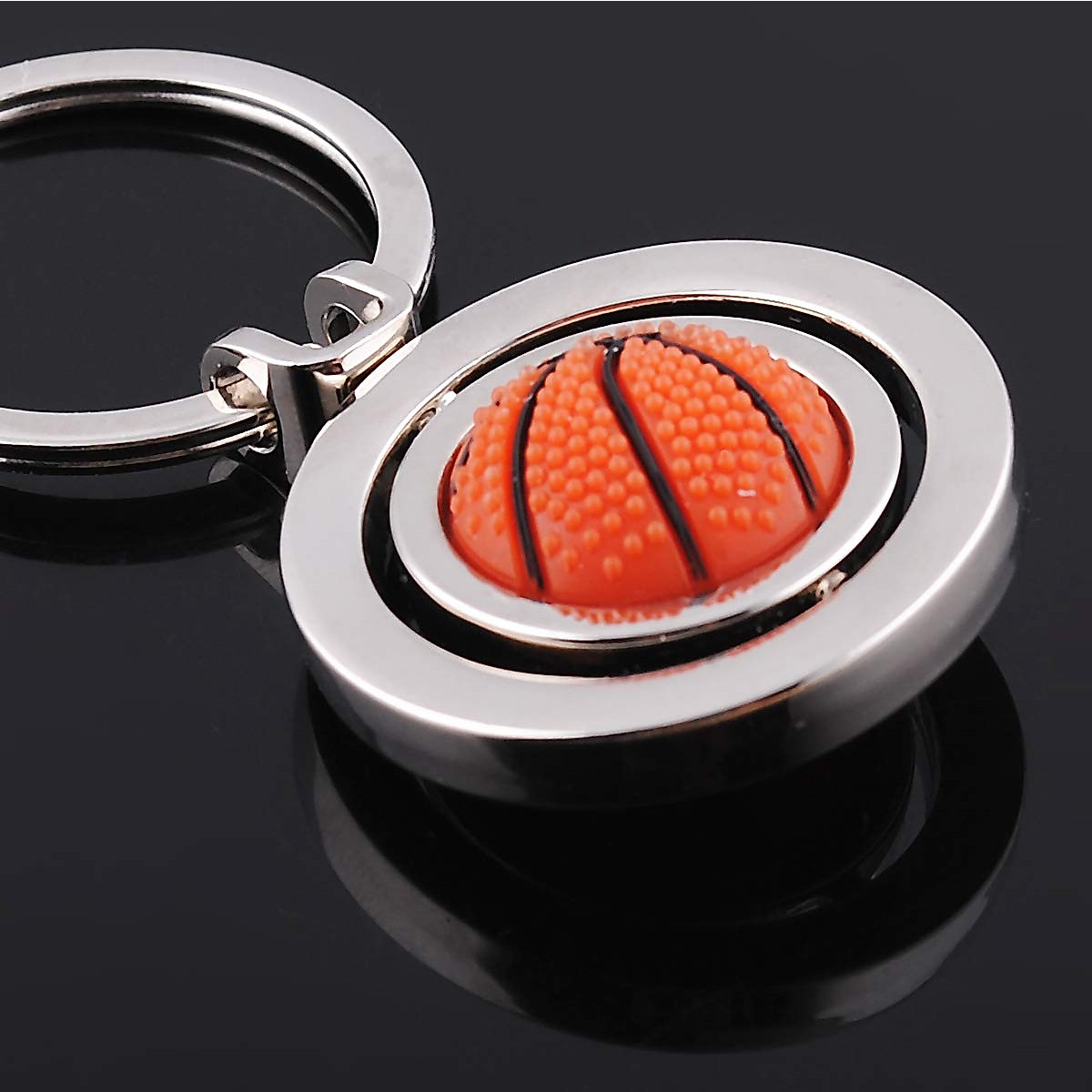 YQIMYIM 3D Rotating Basketball Key Chain Keyring Creative Gifts Accessories