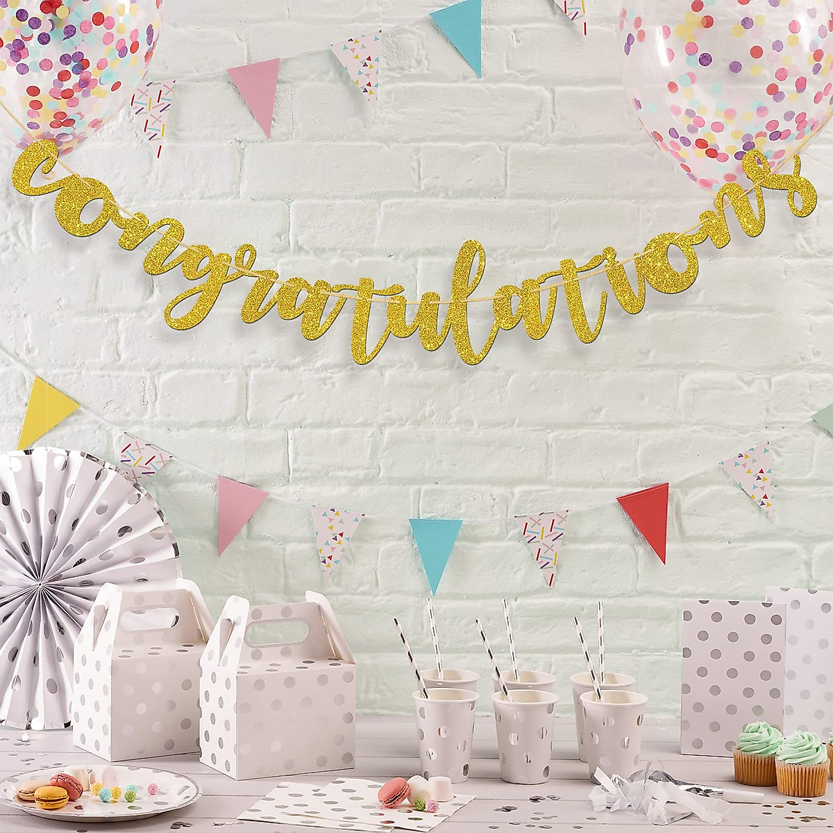 Halawawa Gold Glitter Congratulations Banner, Congrats Graduation/Wedding/Anniversary/Bridal Shower/Engagement/Retirement Party Decorations, Ceremony Party Supplies