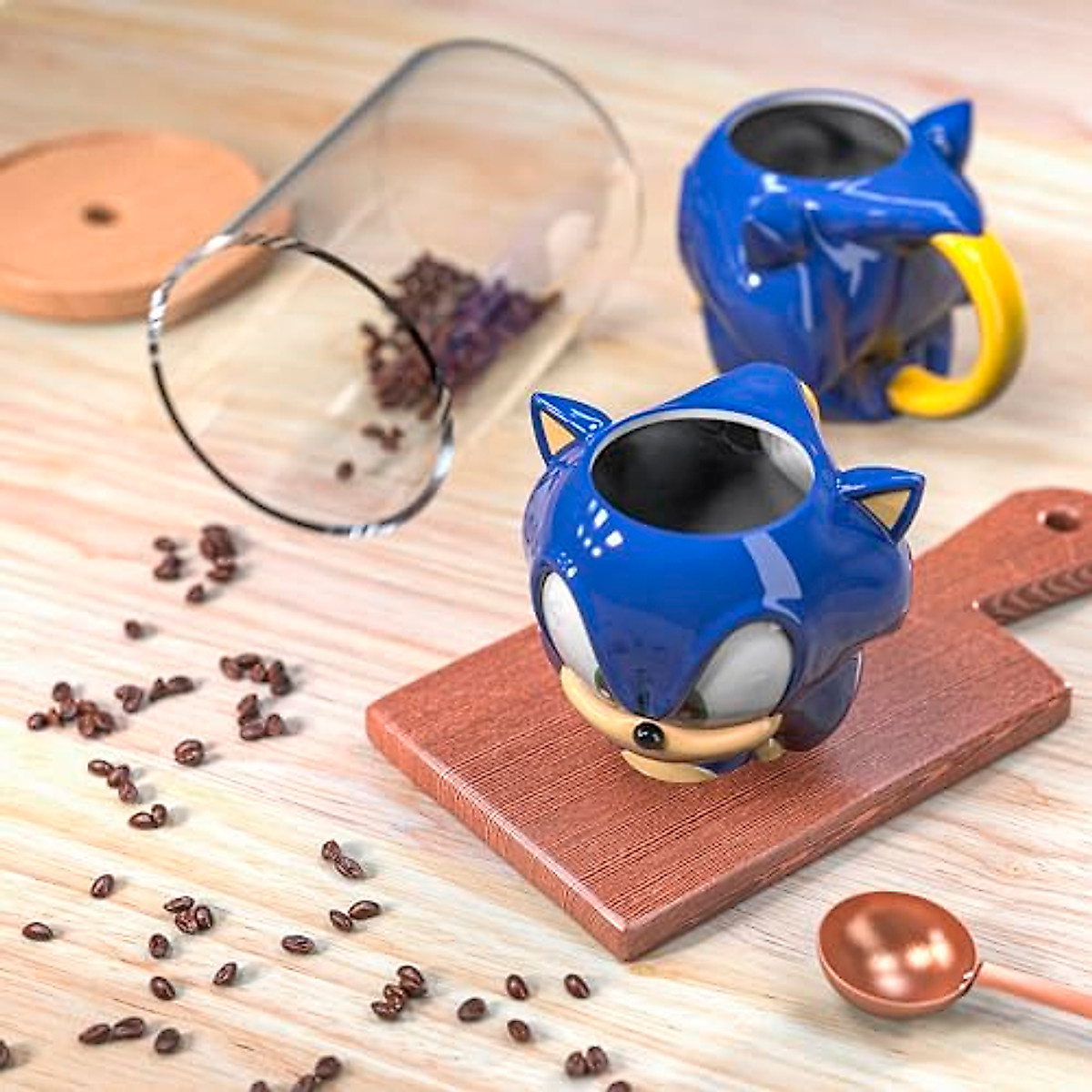 Zak Designs Sonic the Hedgehog Sculpted Ceramic Coffee Mug for Hot Drinks, Collectible Keepsake with Unique 3D Character (15 oz, Sonic)