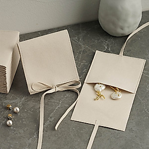 PandaSew Jewelry Pouch 20pcs 8x8cm Luxury Microfiber Jewelry Packaging Bag Gift Envelope Style with Strings & Divider,Beige